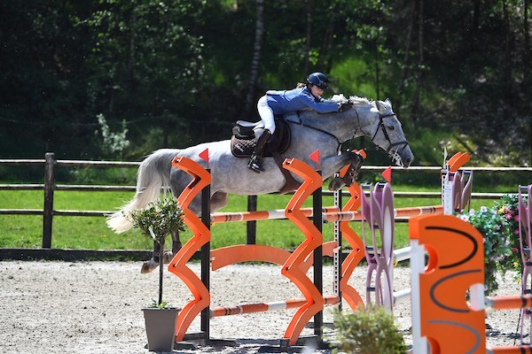 Galop.be - CSI2* Knokke: Lena Leonard snelt naar winst!